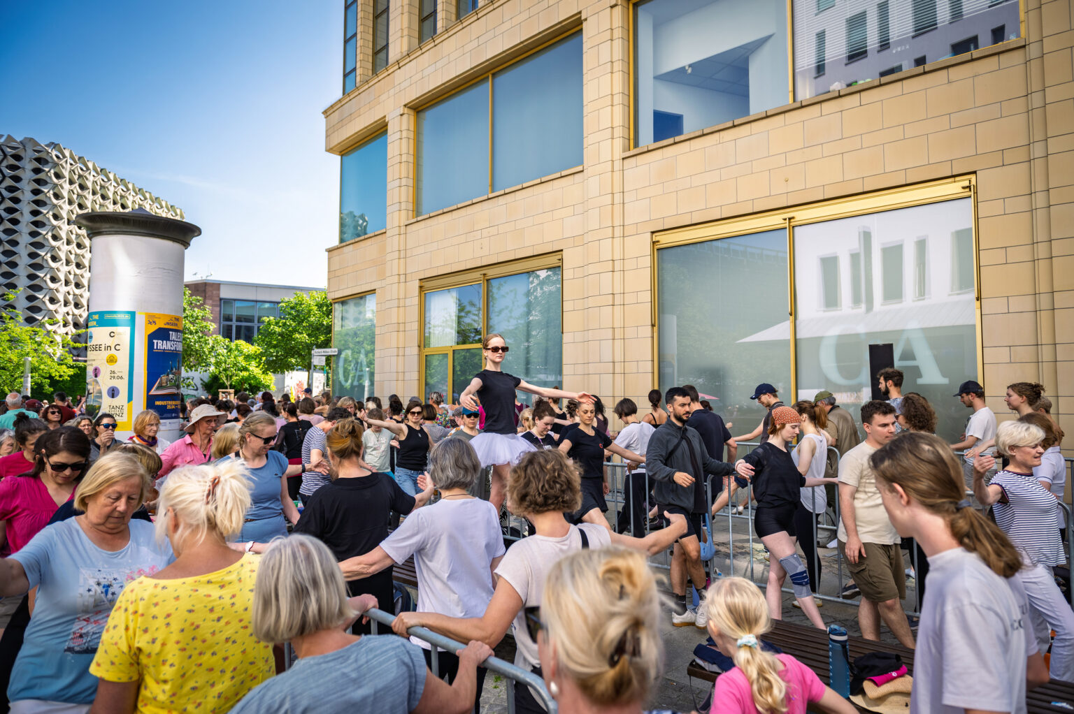 Festival 2025 – TANZ | MODERNE | TANZ